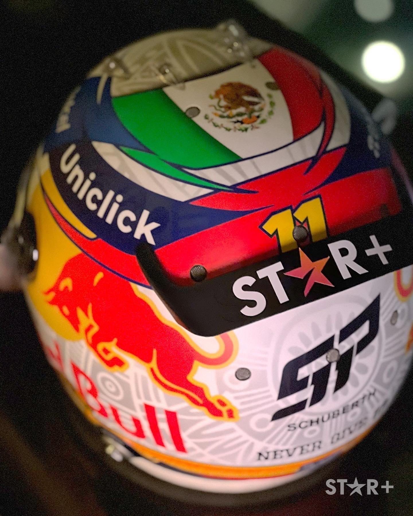 El piloto mexicano Checo Pérez tendrá una serie exclusiva en Star+ | On ...