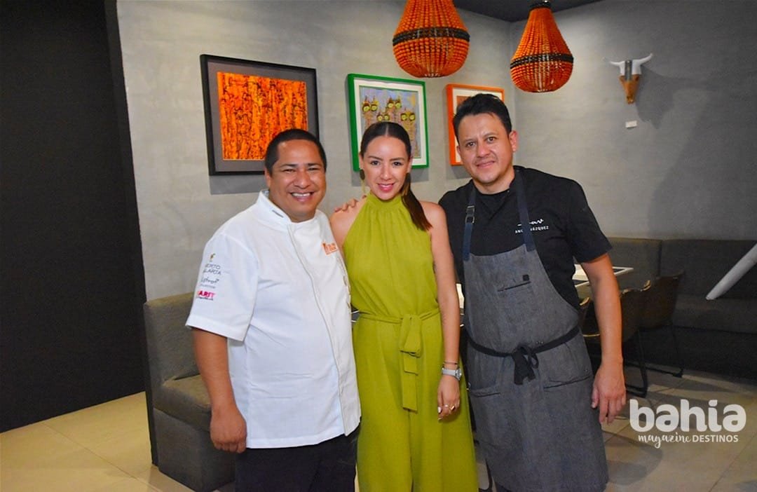 Restaurante Hector’s Kitchen Punta de Mita celebra su cuarto ...