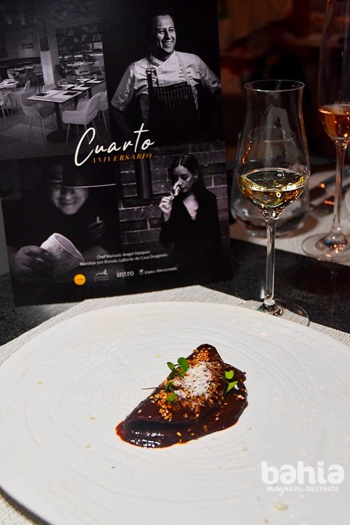 Restaurante Hector’s Kitchen Punta de Mita celebra su cuarto ...