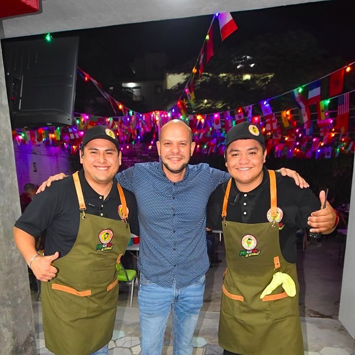 Tacos del Julio ¡Mexicanos de verdad! Ahora en Puerto Vallarta | On ...