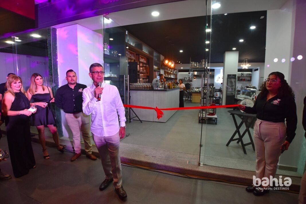 Cristalería La Única Inaugura Showroom En Nuevo Vallarta — On Bahia ... Cristalería La Única Inaugura Showroom En Nuevo Vallarta — On Bahia ...