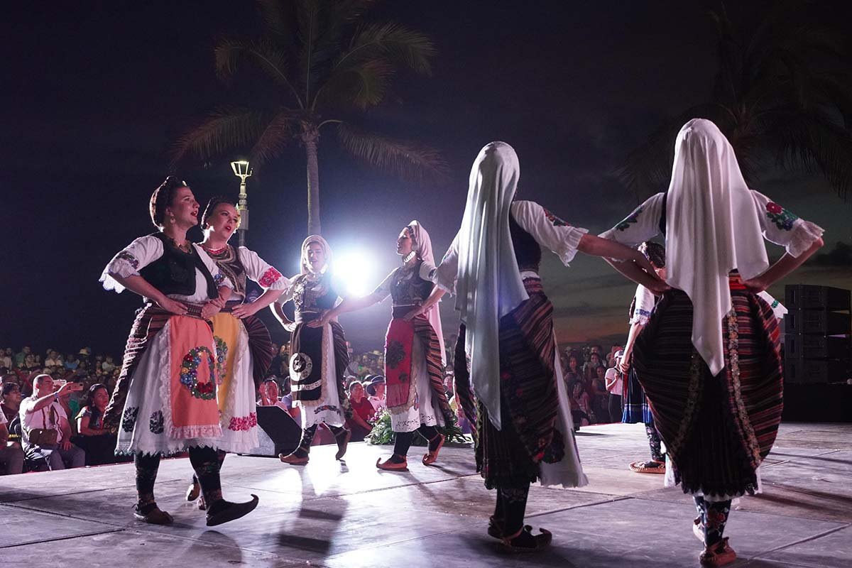 Inauguran Festival Vallarta Azteca del Folclor Internacional | On Bahia ...
