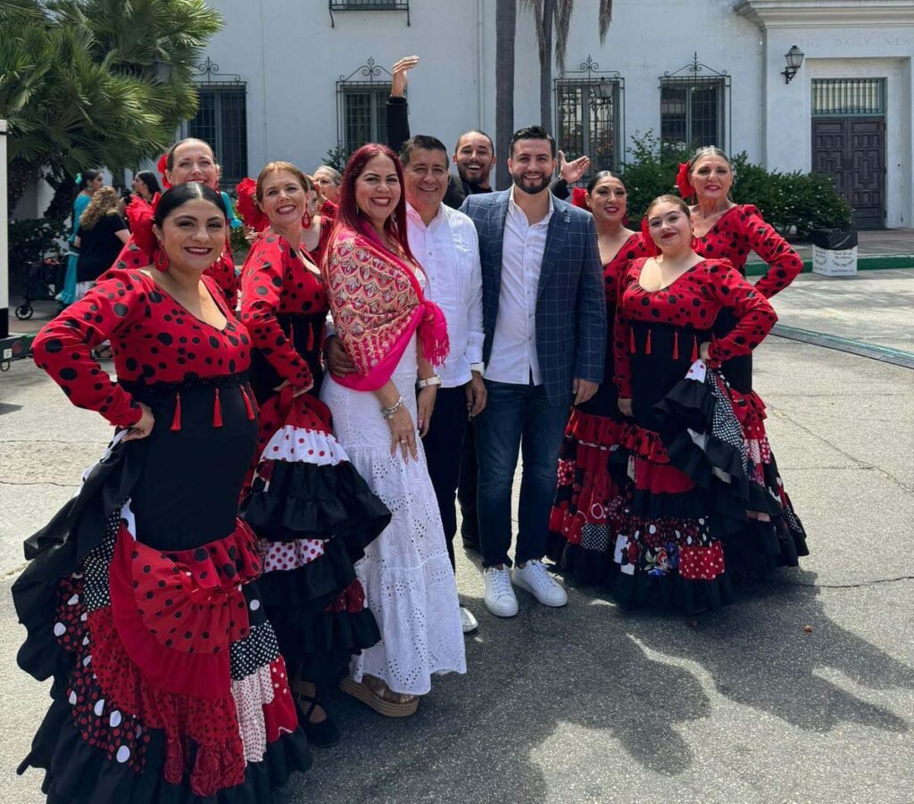 Luis Munguía estrecha lazos con el comité de ciudades hermanas Santa ...